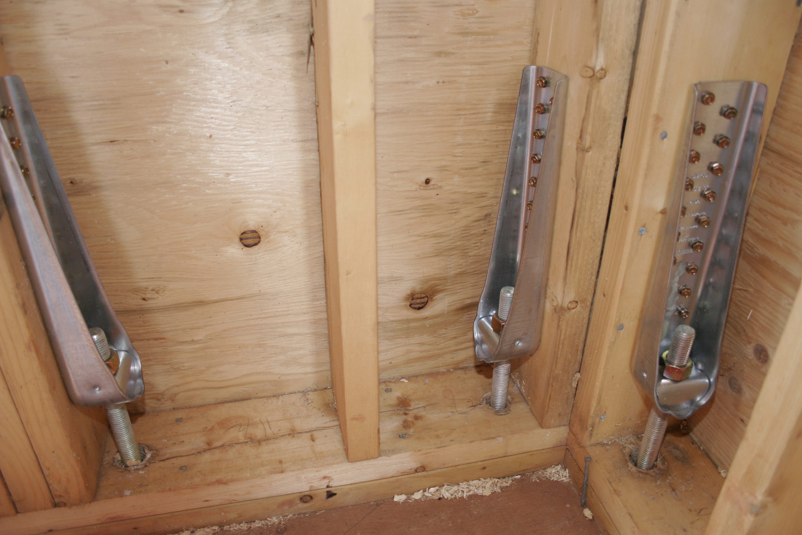 HURRICANE PROOF HOMES: How to Build Safer & Stronger Houses