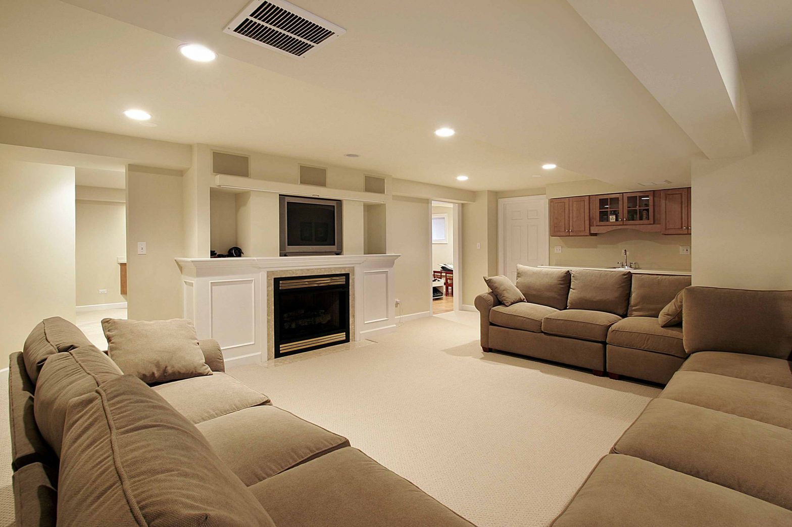 Q&A: How to Stop Knots from Bleeding Through on Painted Woodwork