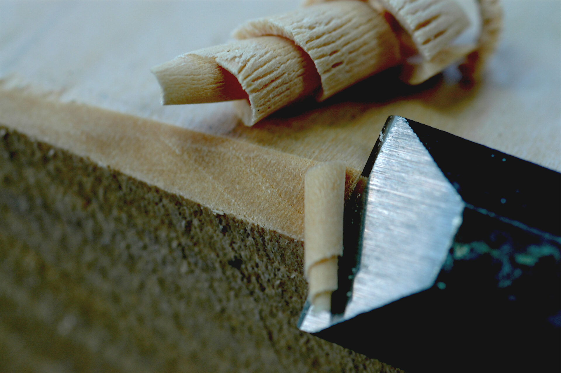 VIDEO COURSE: Quickly Hone Tools So They're Sharper Than a Razor