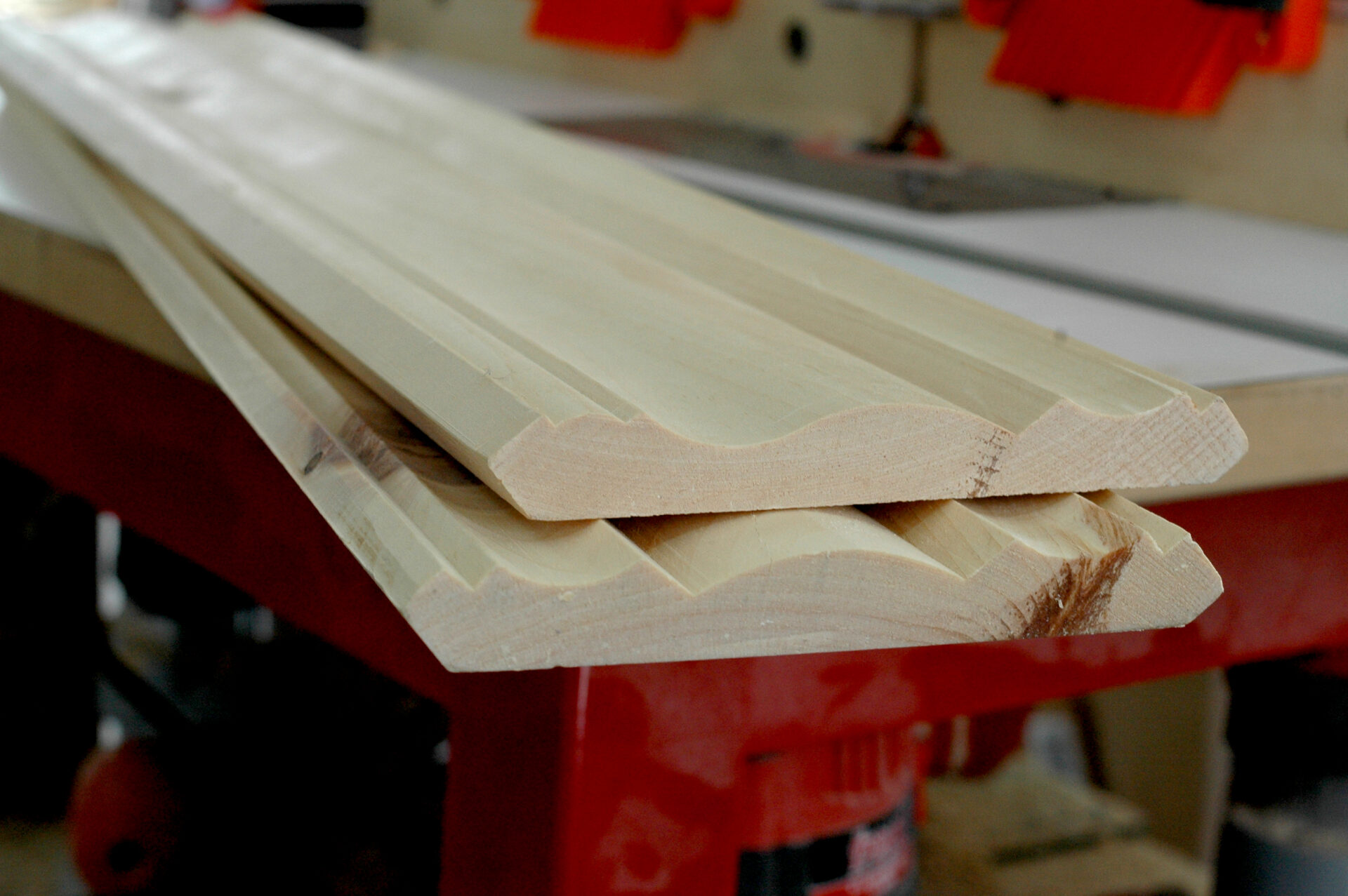 CROWN MOLDING: Mill Your Own With Free Plans Download