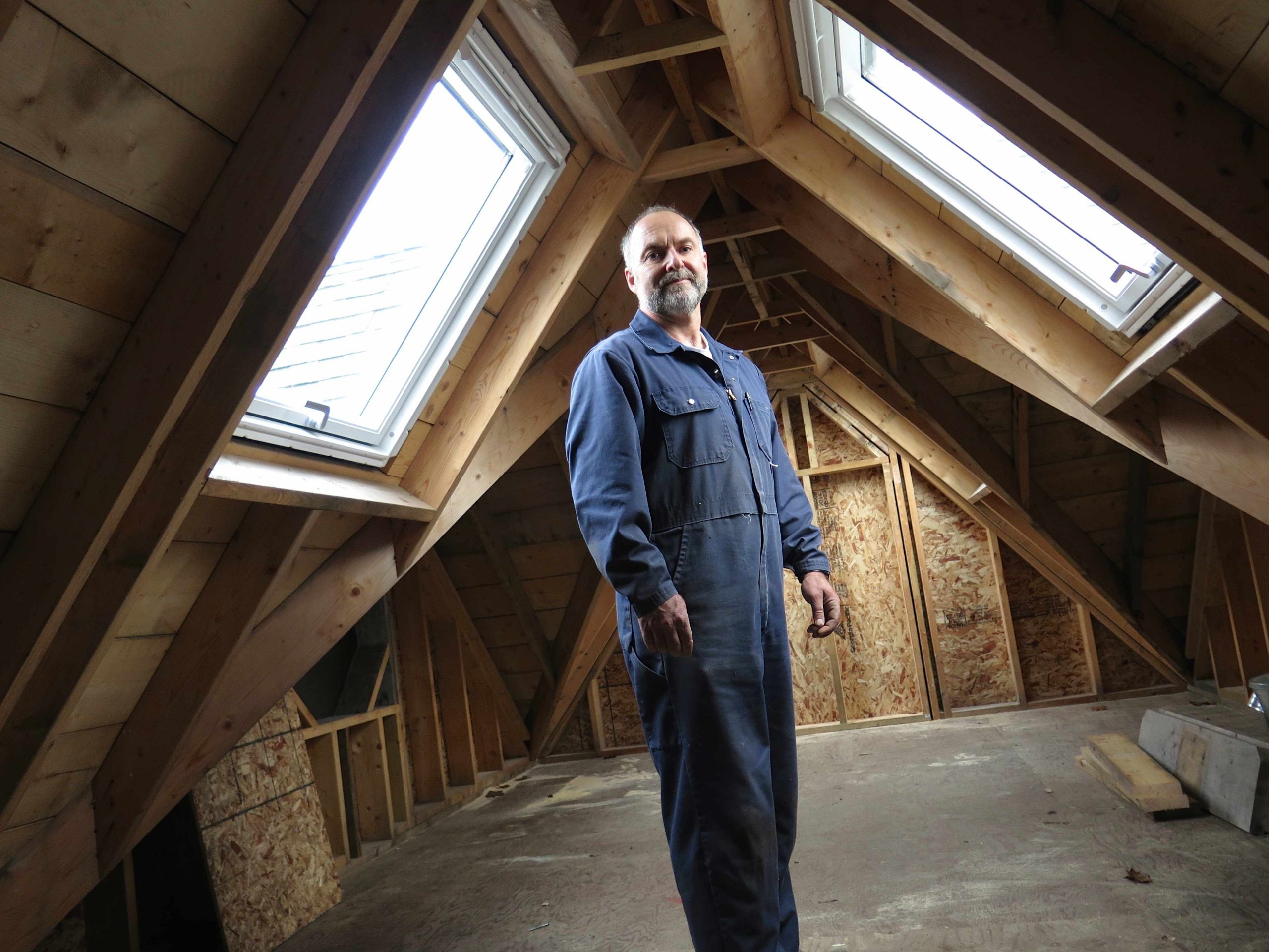 Are sealed, unventilated attics a good idea?