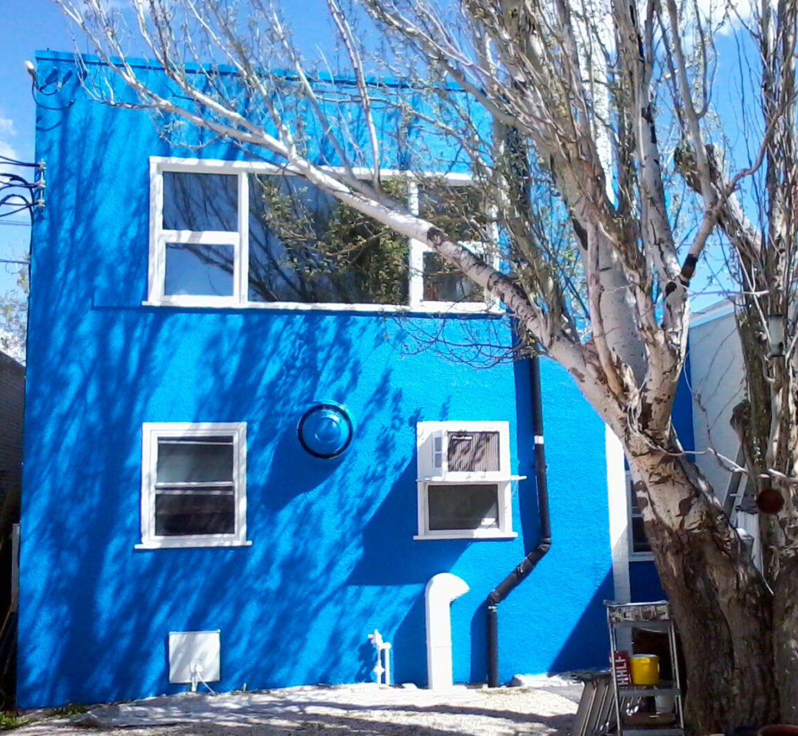 CRAFTSMANSHIP: Old-School Solo Painter Brings Colour to Winnipeg ...
