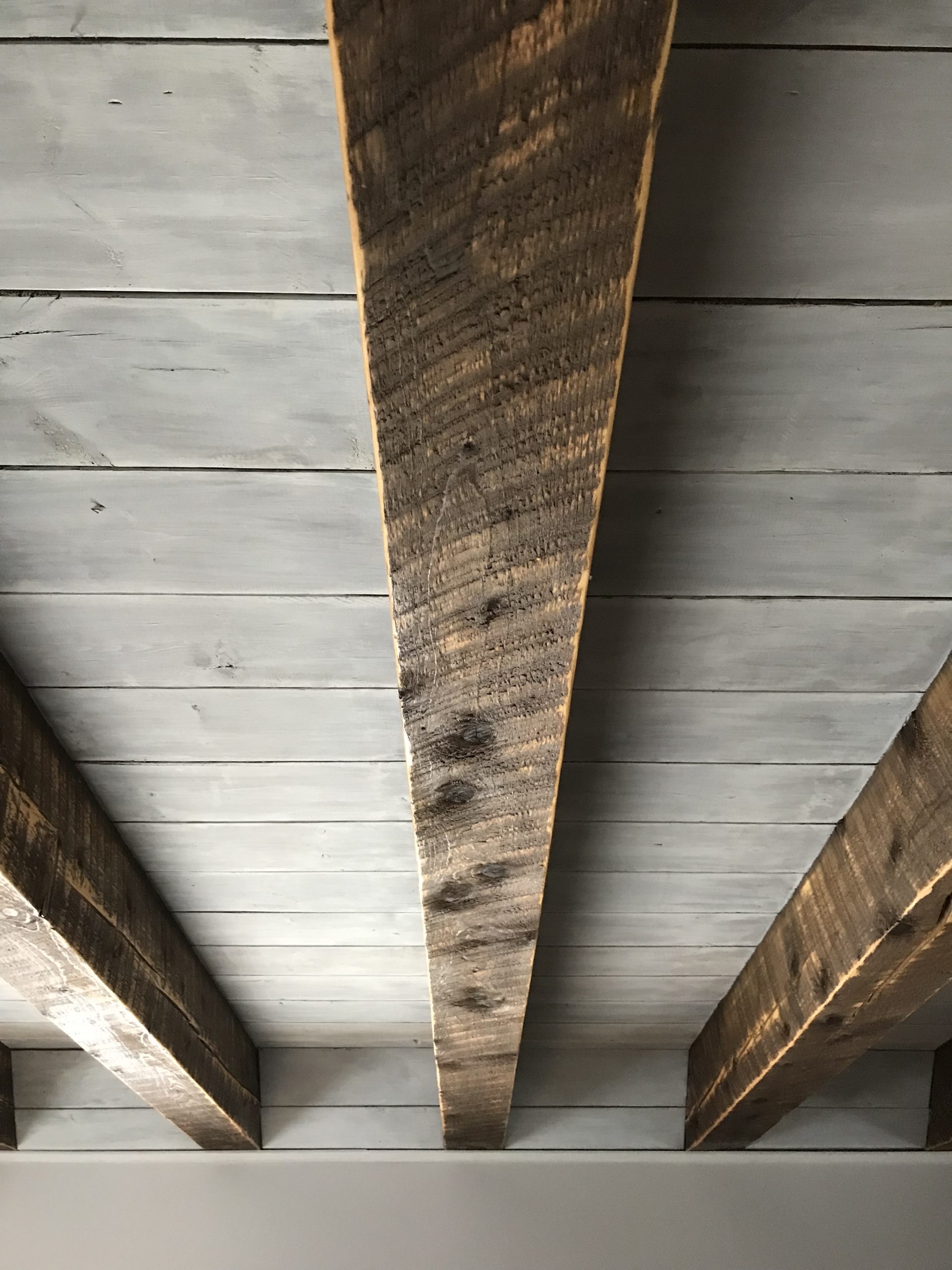 INTERIORS: "Is There Any Way to Soundproof a Single-Layer Floor?"