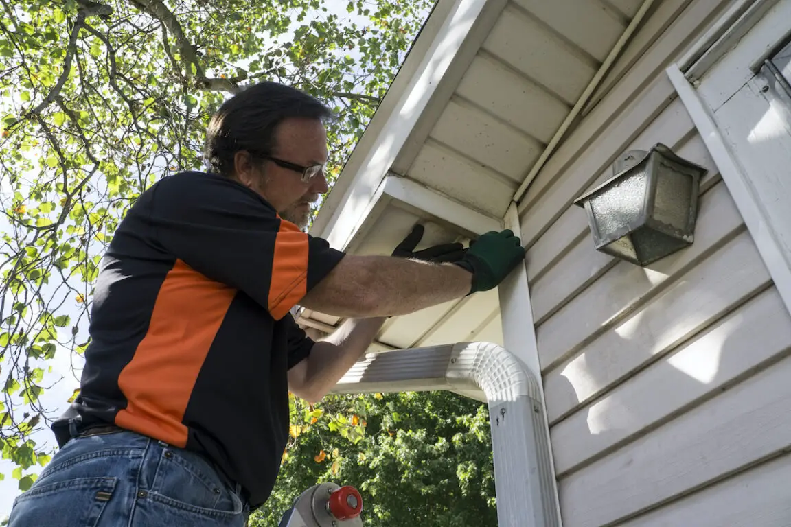 YOUR OWN HANDYMAN BUSINESS: More Opportunity Than Ever