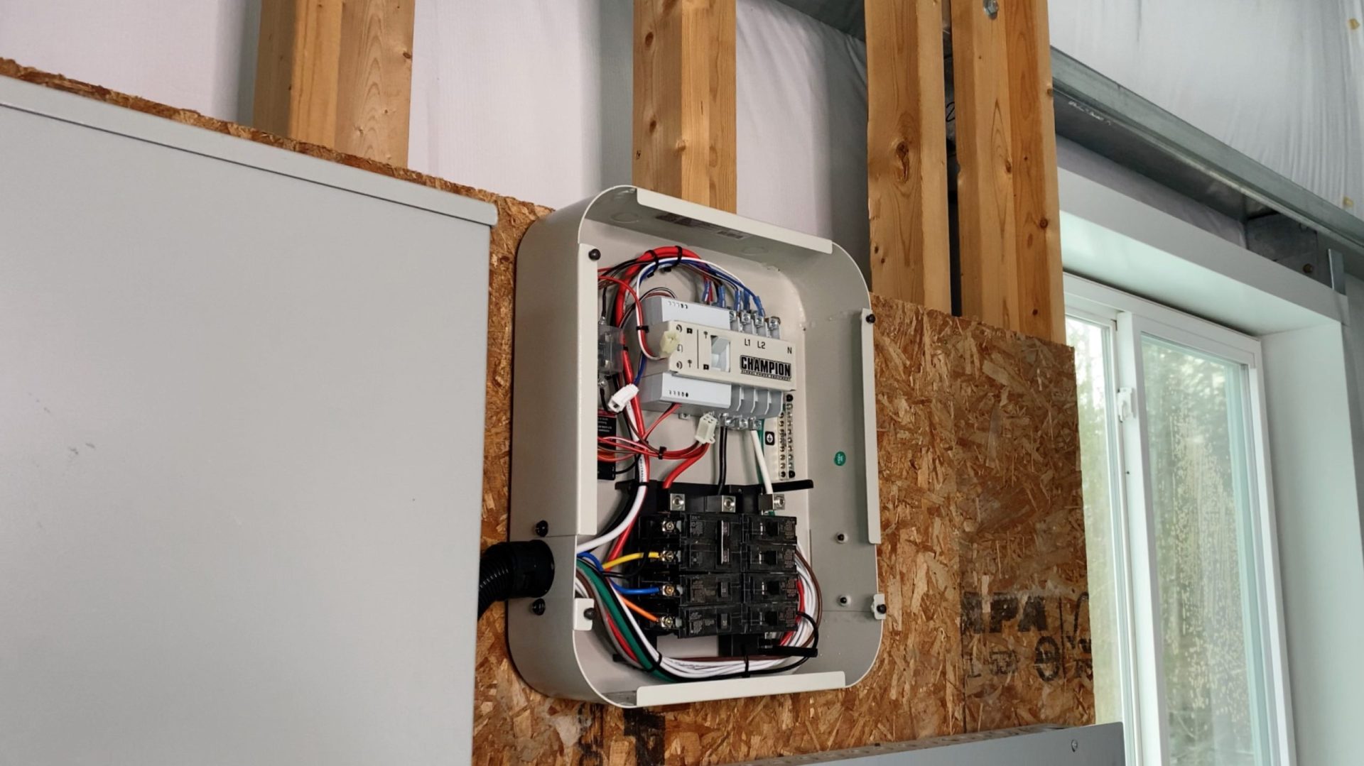 HOME ENERGY: See a Simple, Safe, Legal House-to-Generator Connection Option