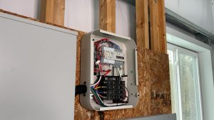 HOME ENERGY: See a Simple, Safe, Legal House-to-Generator Connection Option