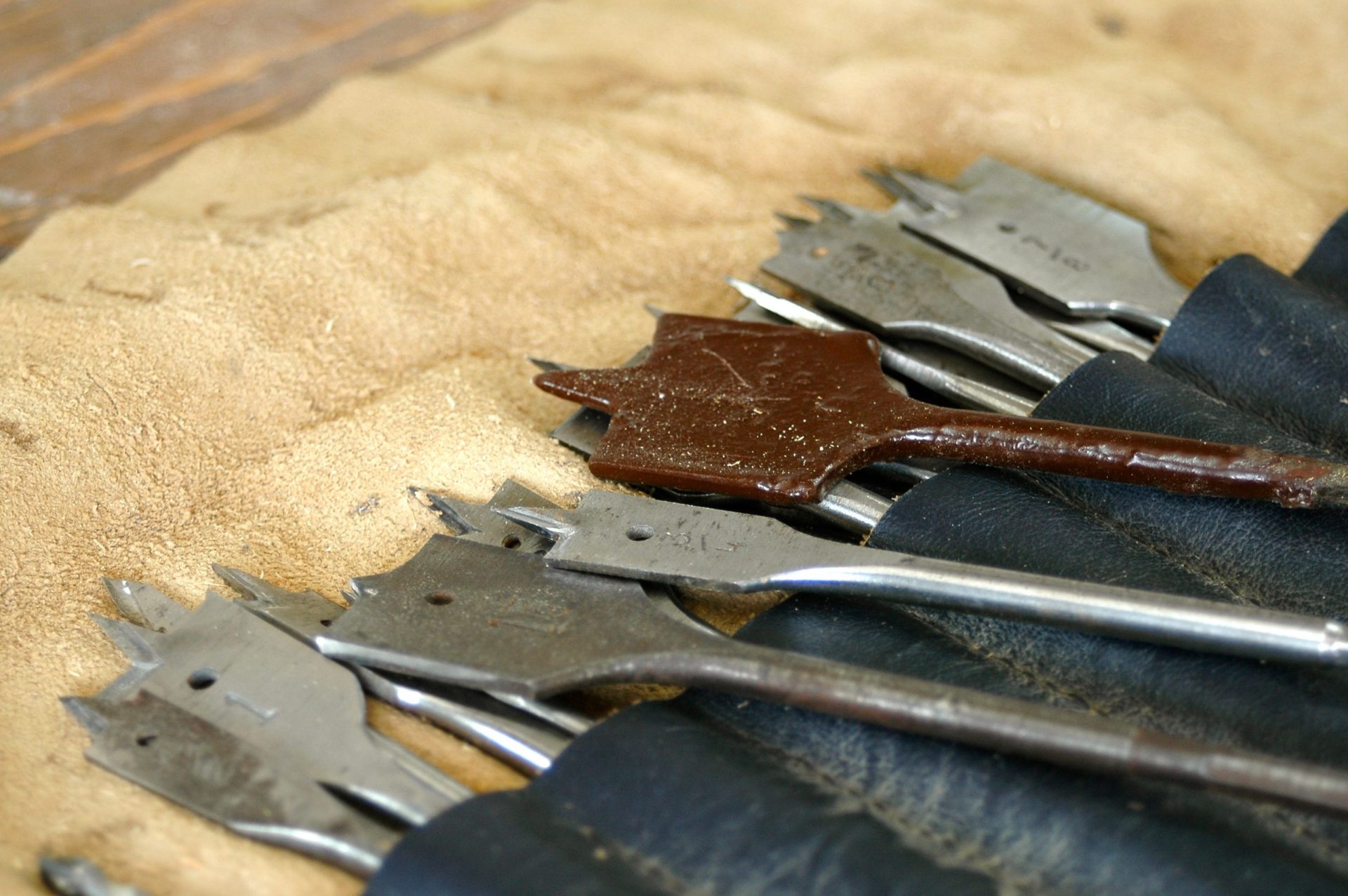 Craft Your Own Homemade Boomerangs: Fun for All Ages