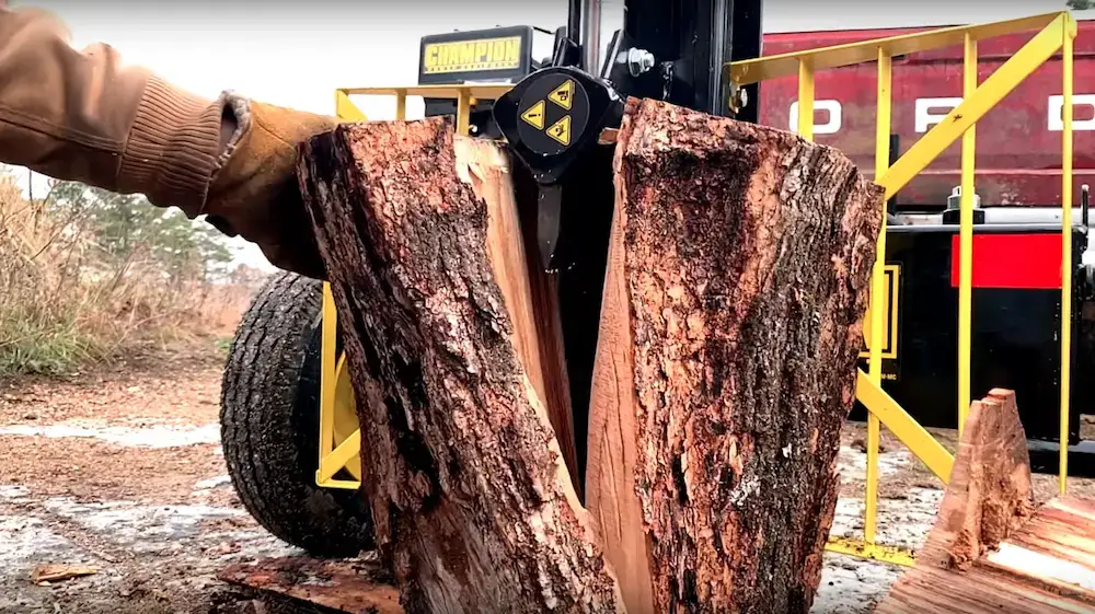 OUTDOOR WORK: Learn to safely & Effectively Use a Firewood Splitter