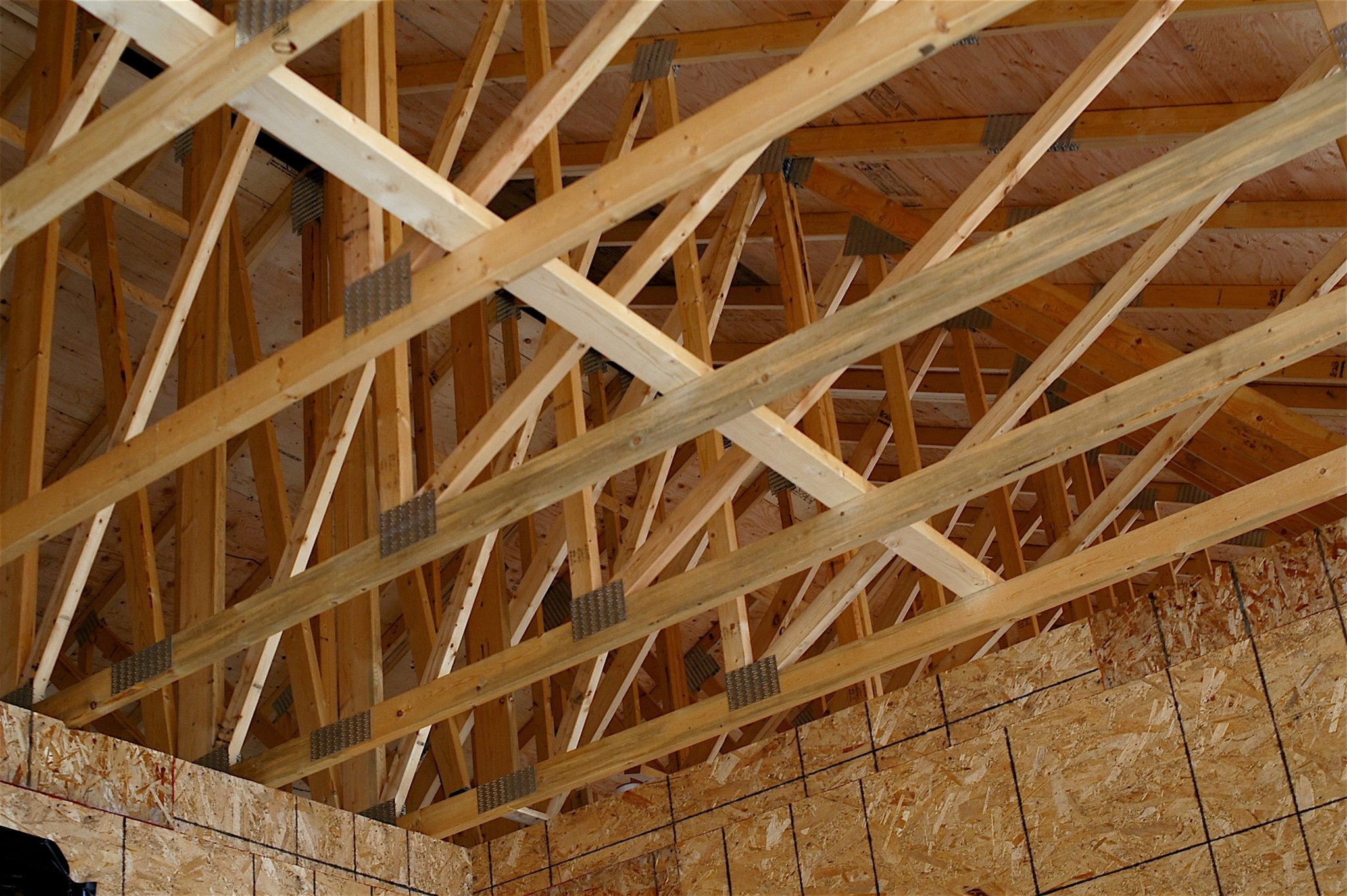 Building with Trusses - Baileylineroad